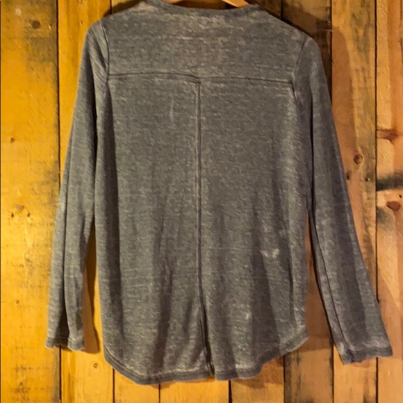 Jane and Delancey | Tops | Euc Jane Delancey Thermal Blue Grey Top ...